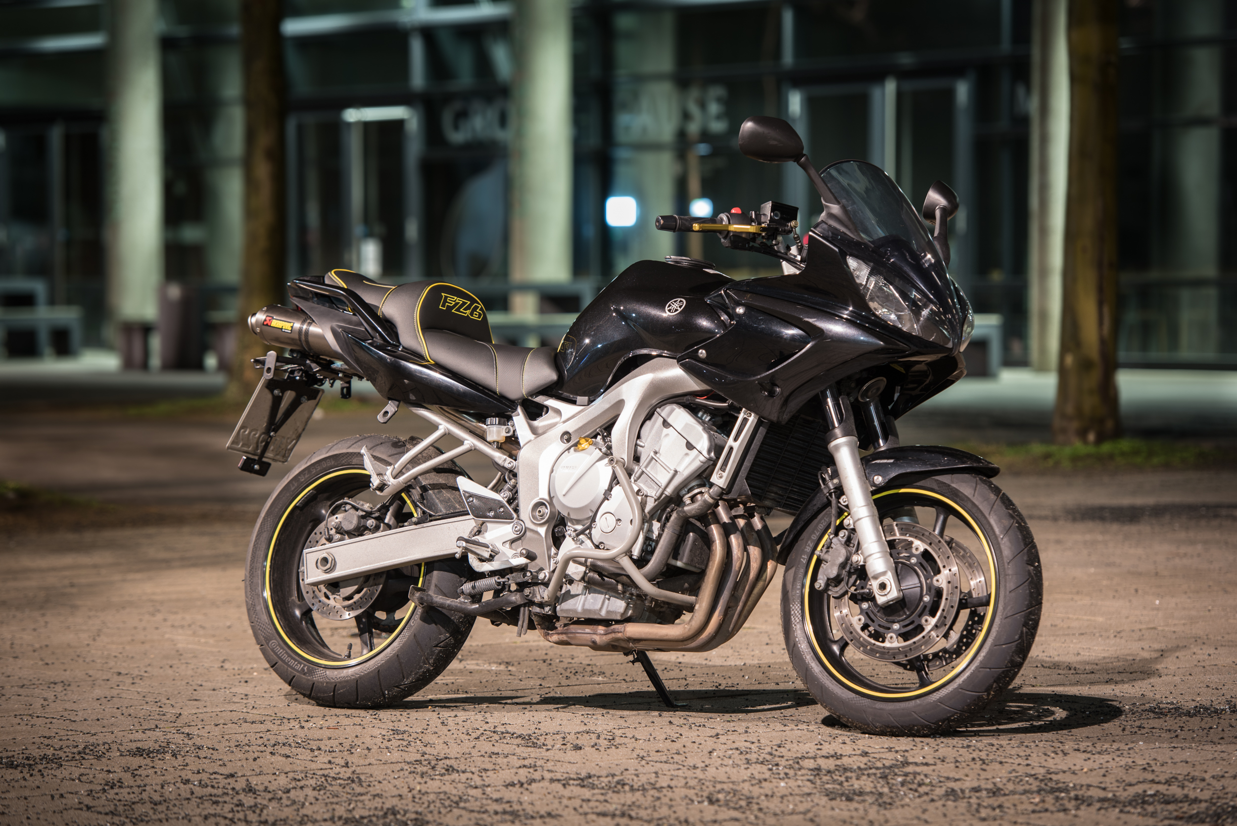 Review Yamaha FZ6 Fazer Lumenatic