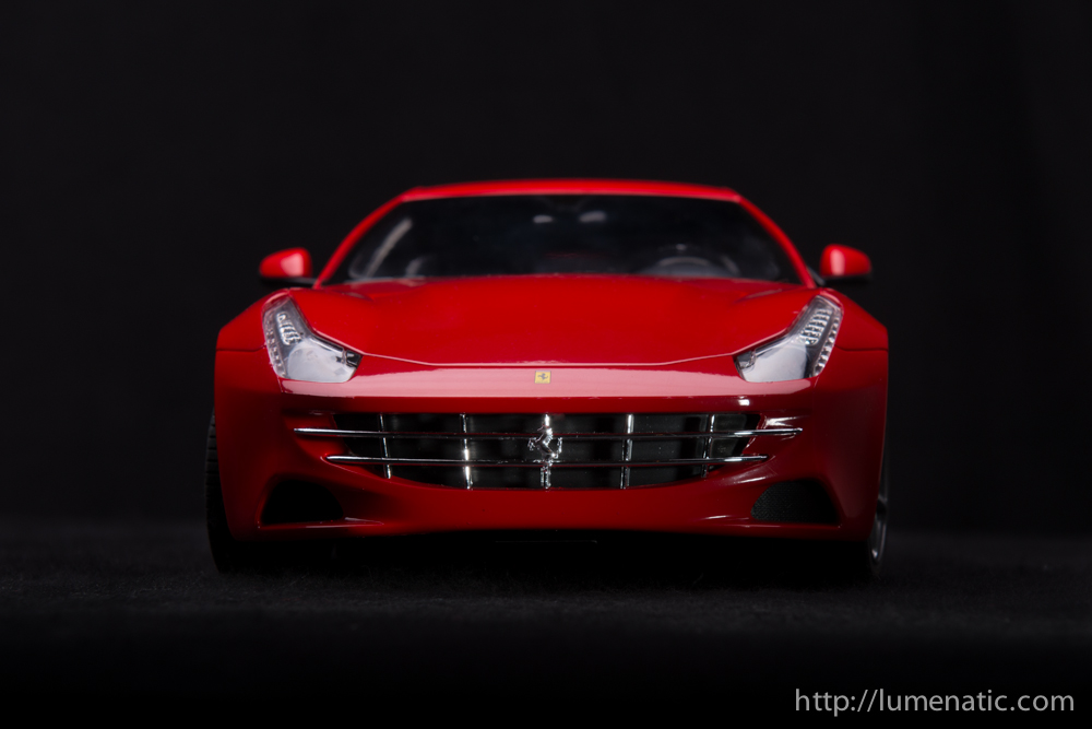 Shooting a Ferrari FF in the studio - Lumenatic.com